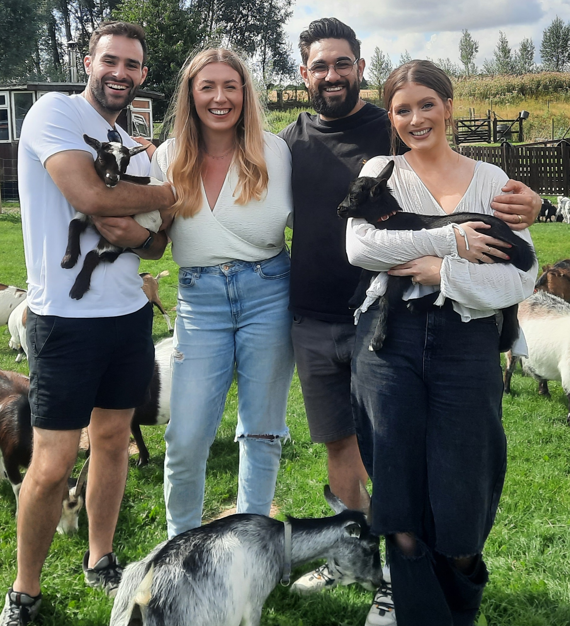 Blackwater Alpacas & Pygmy Goats - Alpaca Walking Experiences